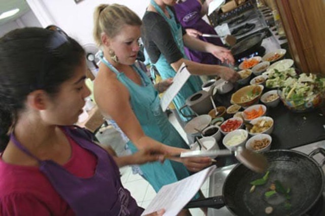 Express Thai cooking classes by May Kaidee
