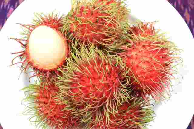 Thai Ingredient Index - Rambutan - May Kaidee